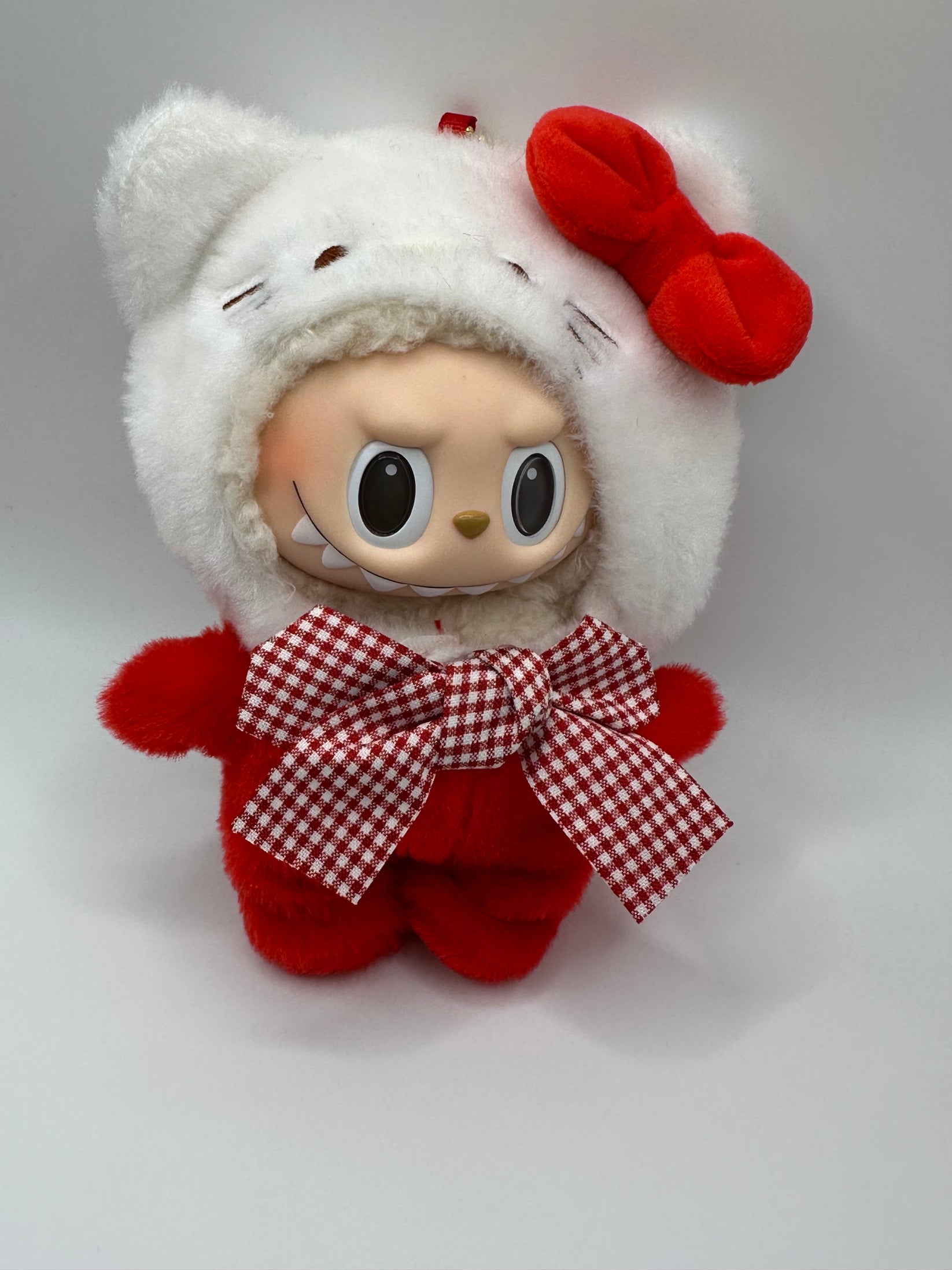 Labubu x Sanrio (with strap) – shopsophiabella_